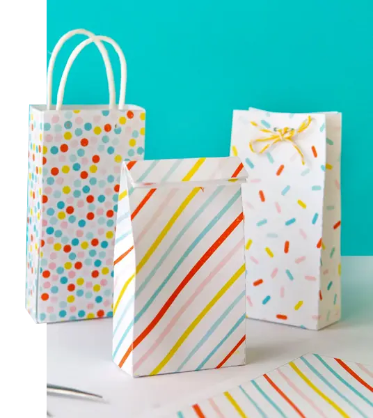 Bulk Small Gift Bags (Custom Packaging Supplier) Free Quote